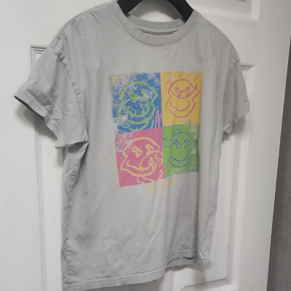 Dutch Bros | Tops | Dutch Bros Gray Tshirt With Smiley Face Graphic ...